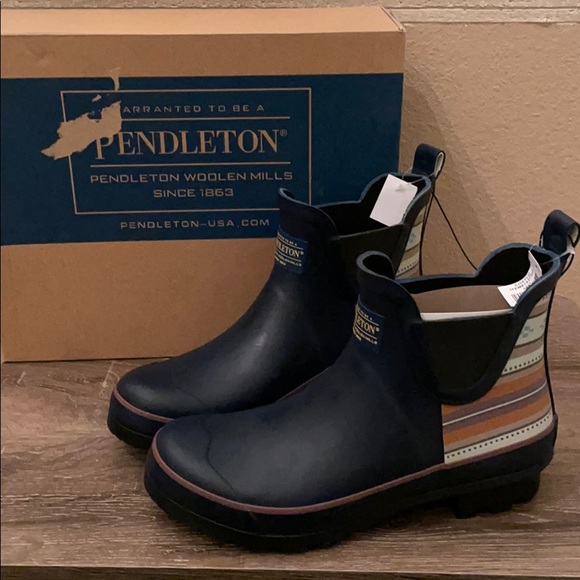 Pendleton | Shoes | New Pendleton Ladies Chelsea Rain Boot | Poshmark